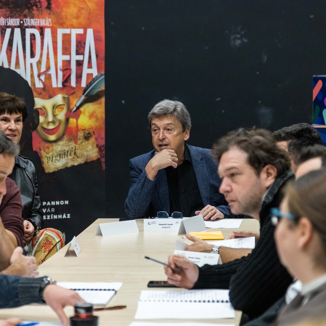 KARAFFA olvasópróba